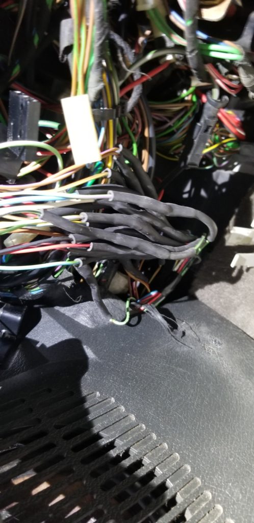 Relocating E30 Central locking to fix moisture problems once and for ...